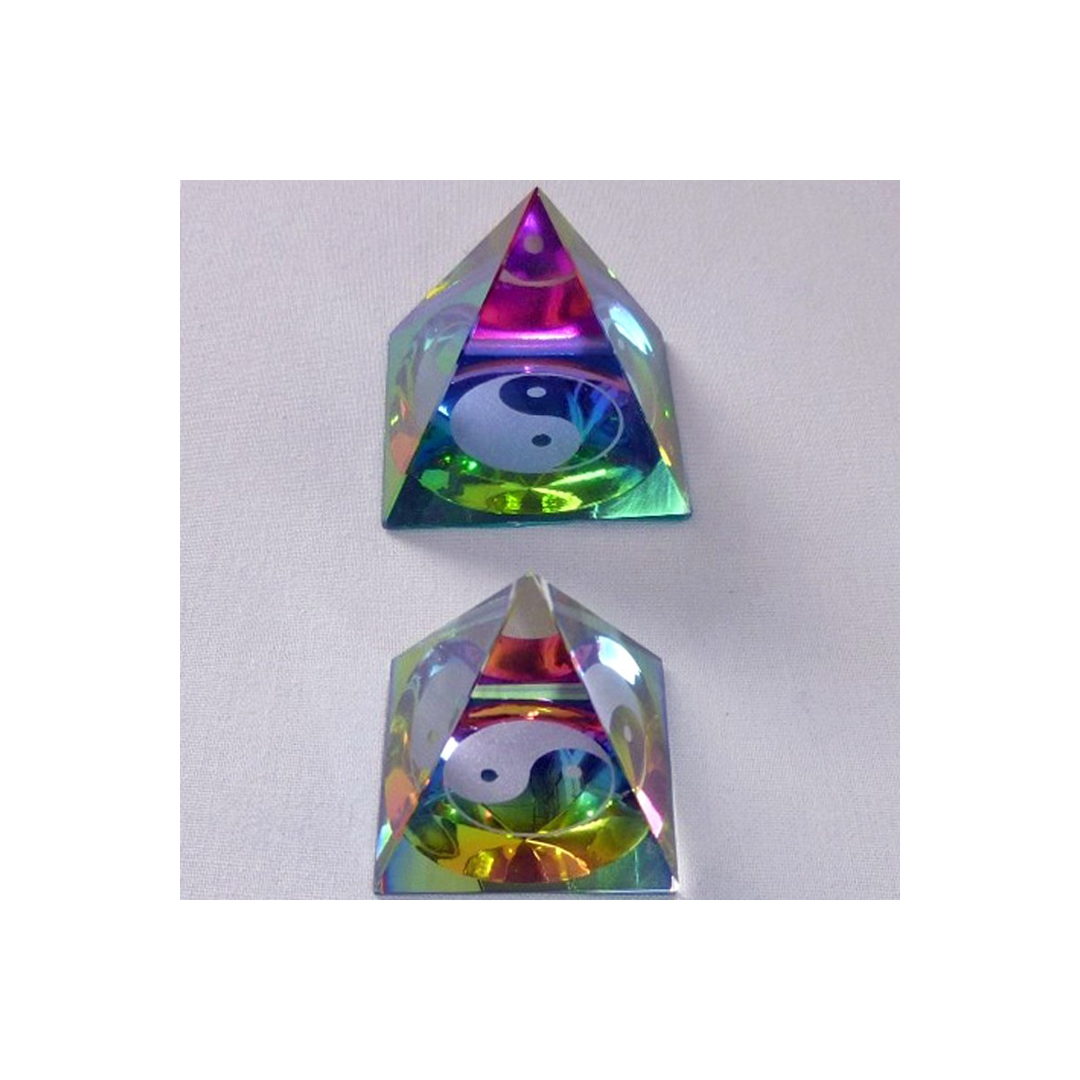 Pyramide de Cristal Yin & Yang - Vibrations Cristallines